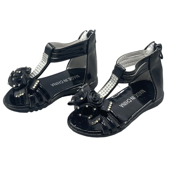 tongxie | Shoes | Tongxie Kids Open Toed Sandals 68 Black Floral ...